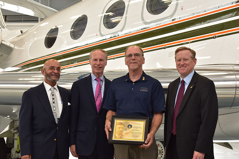 Hallmark Alumni Receives Prestigious Award - Hallmark University